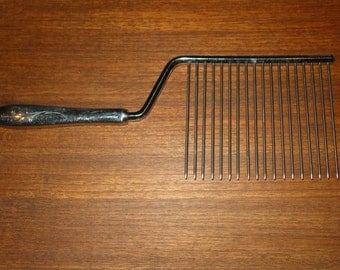 Popular items for cake cutters on Etsy