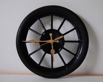 Popular items for upcycled clock on Etsy