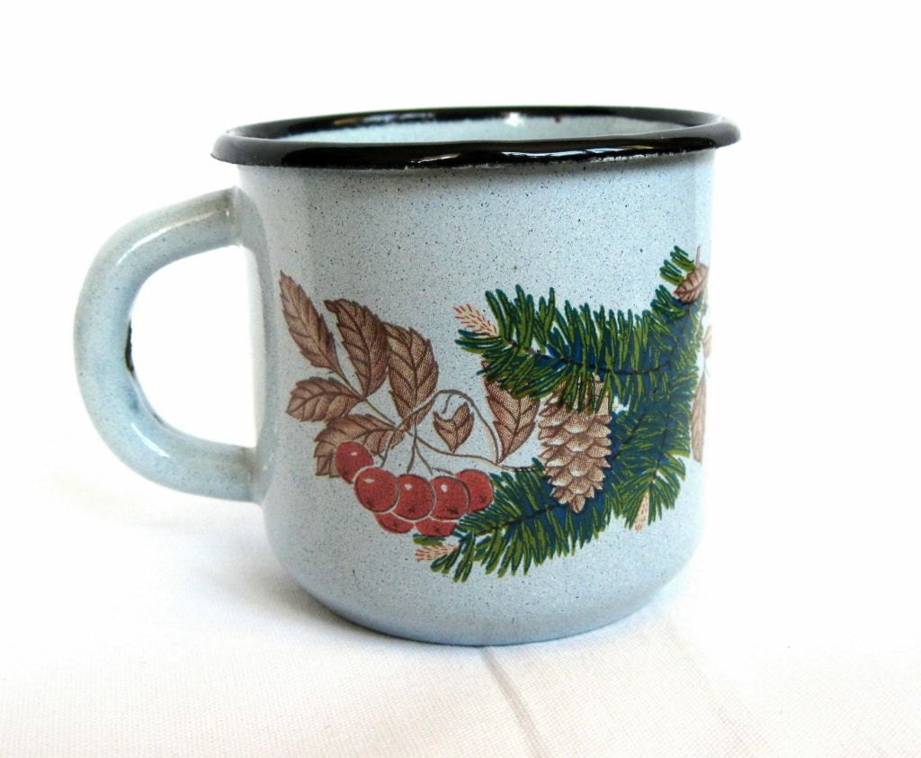 Vintage enamel cup of tea or coffee – Haute Juice