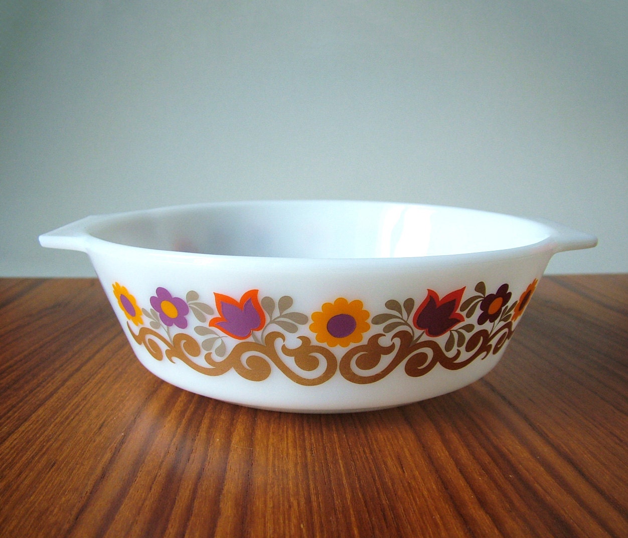 Vintage English JAJ Pyrex casserole plate serving dish Mid Century ...
