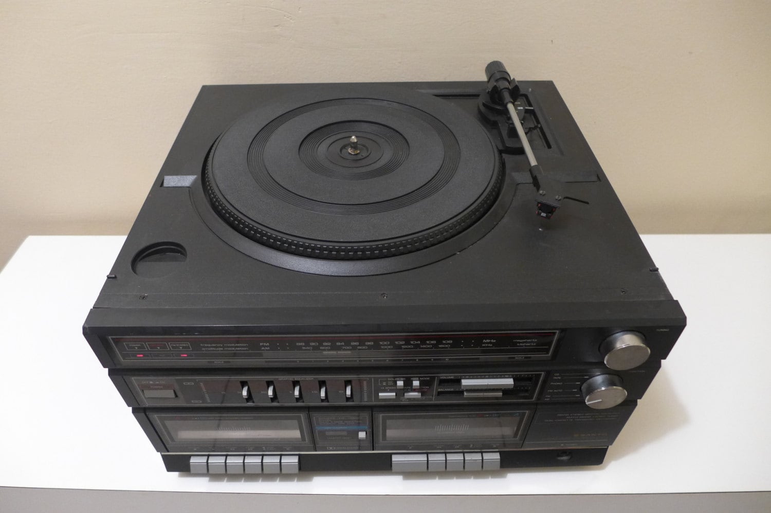 1980s Sanyo Stereo System GXT 727 Am Fm Receiver Record Player