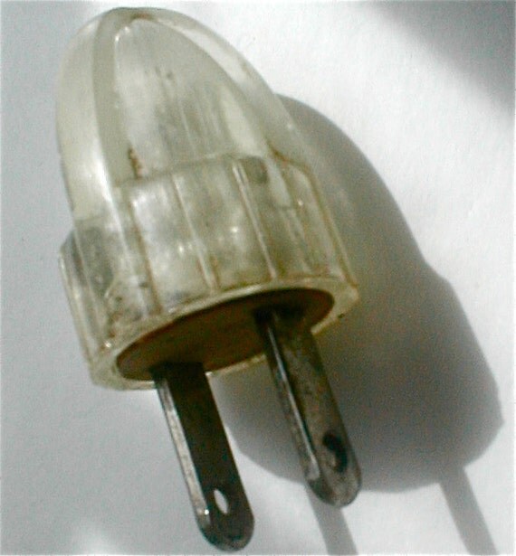 Old Plug in Light Vintage 50s Thing Night Light with LED