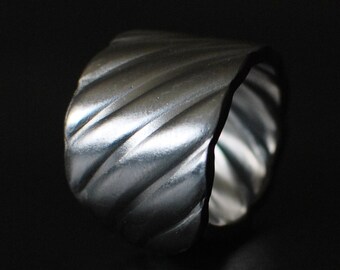 Sea Shell Spoon Ring Stainless Steel Nearly Any Size by dremeWORKS