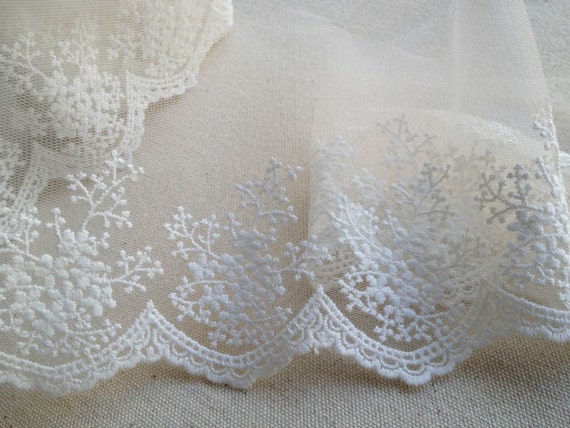 White Lace Trim Mesh Lace Embroidery Lace with Snow