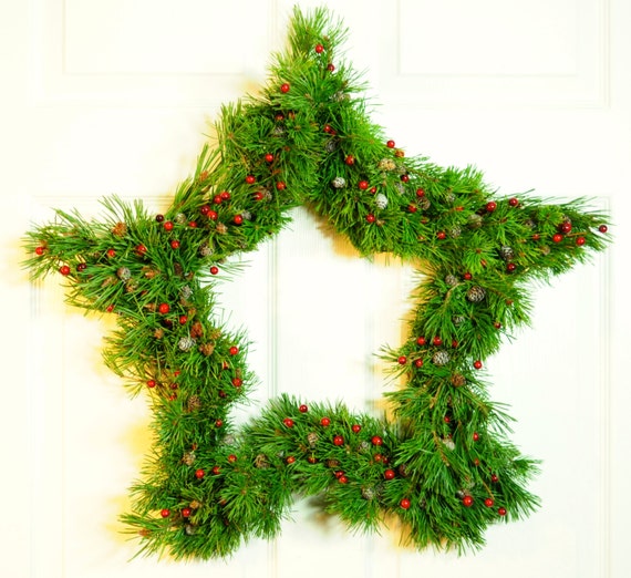 Seasonal Star Fresh Evergreen Wreath by CooksMarket on Etsy