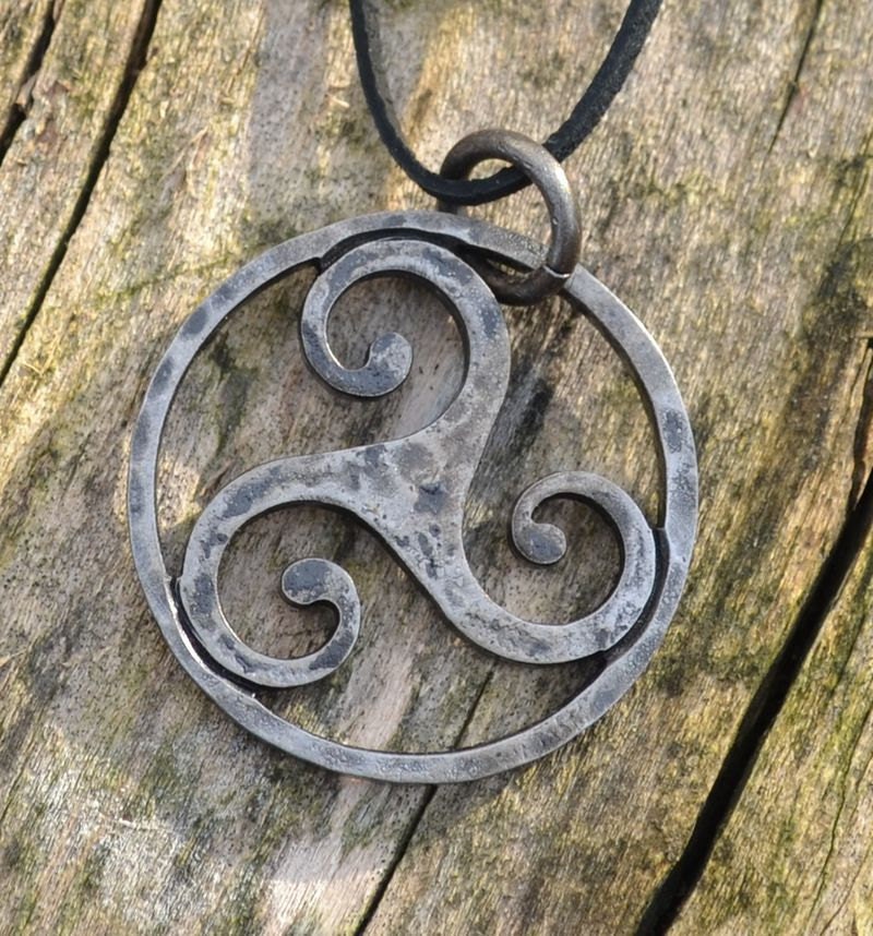 CELTIC STEEL TRISKELION pendant Triskele Triskel Triskele