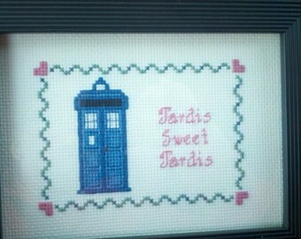 Plastic Canvas TARDIS pattern