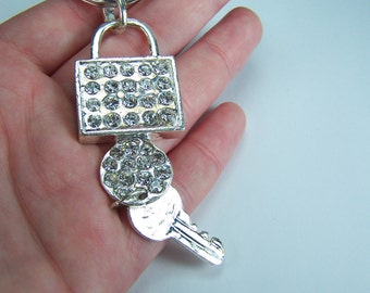 Items similar to One Key chain / Purse charm / Zipper pull on Etsy