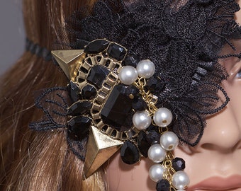 Unique - Ready to ship - große elegante Augenklappe black and gold ...