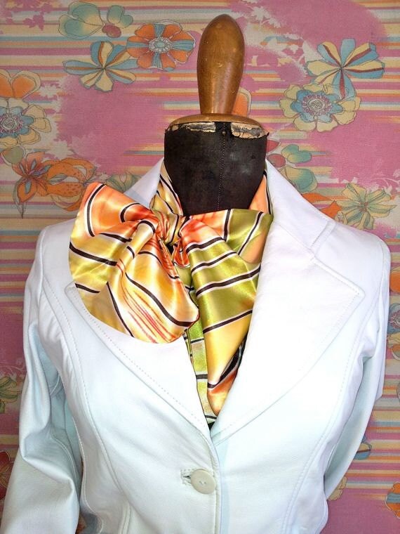 Vintage 90s , foulard in satin fabric, pattern yellow base, original ...