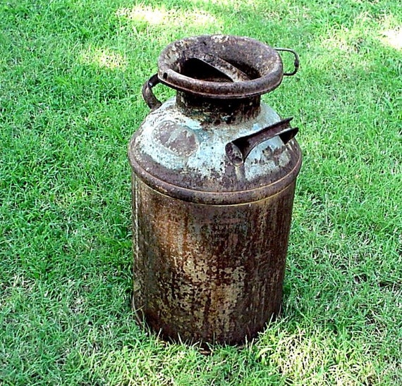 Items similar to Rusty Milk Can Large Galvanized Dairy Creamery ...