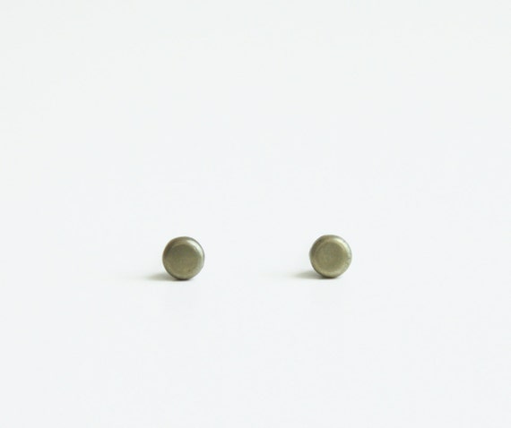 Choose Your Color. 3.5mm super tiny Disc Geometric Metal Stud