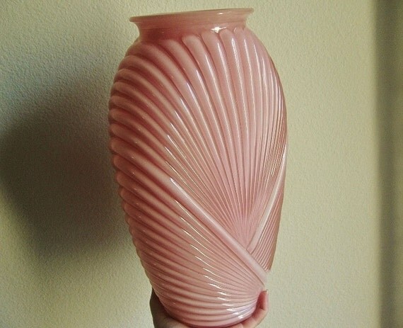 Antique Art Deco Mauve Pink Glass Vase