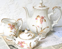 Popular items for german teapot on Etsy