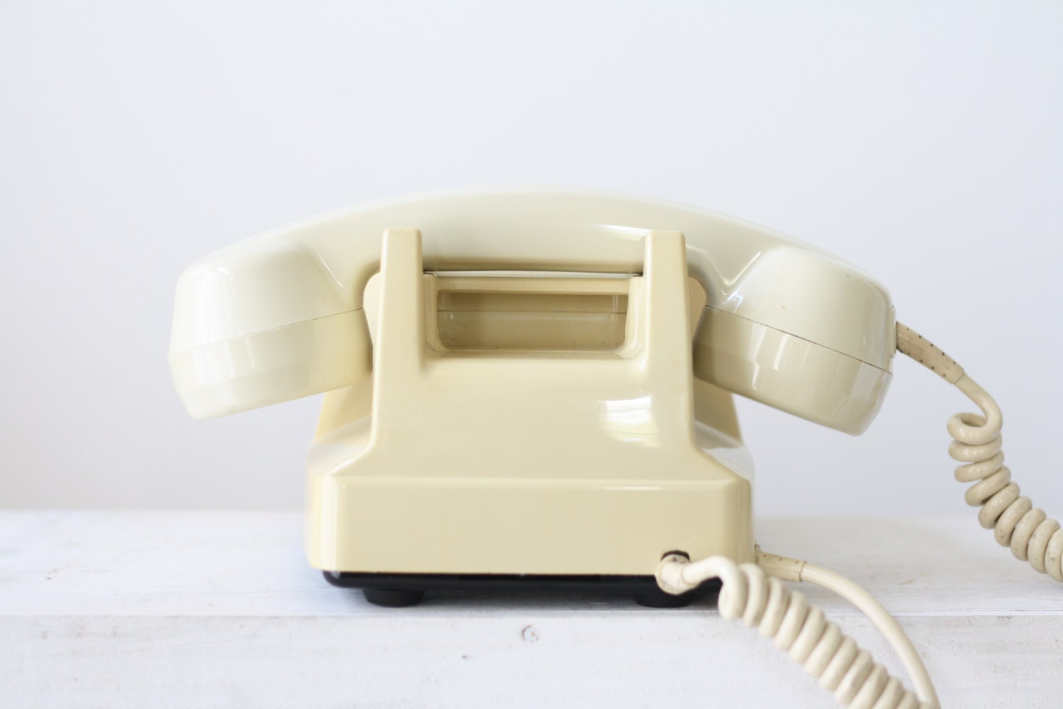 Vintage French phone cream and beige. French Phone of the years 70-80 s ...