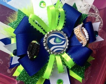 Items similar to Seahawks Hair clips on Etsy