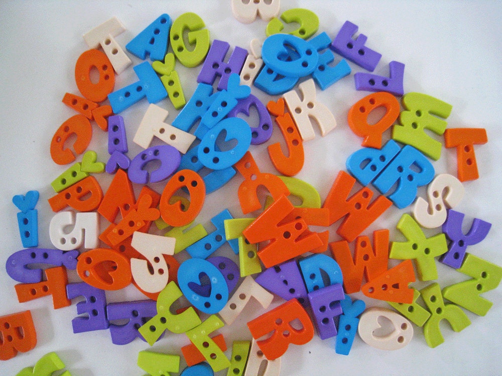 50pcs of Alphabet Button Letter Button Random Mixed in