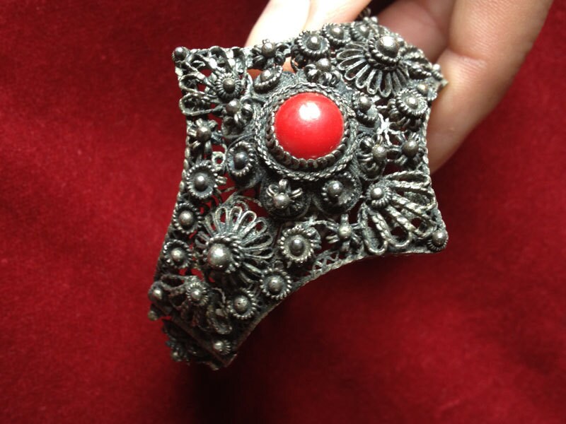 Metal filigree, wire work bracelet with red cabochon – Haute Juice