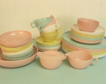 Vintage Melmac Dishes, Pastels Melamine 46 Piece Set, Plates, Bowls ...