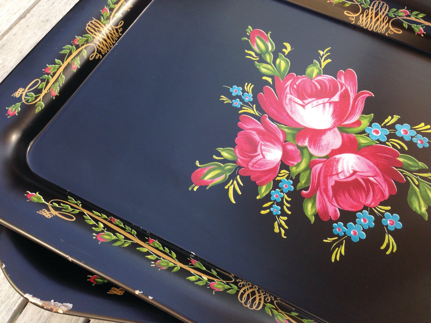 RESERVED FOR LIZ Set of Four Black Vintage Metal Tin Trays with Graphic ...