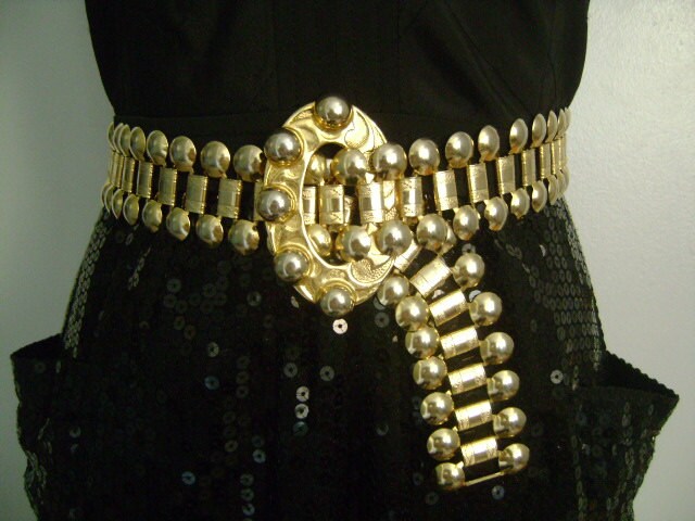 Fabulous Ornate Embossed Book Chain Style Victorian Revival Dramatic ...