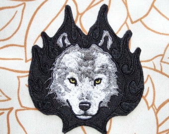 Wolf patch | Etsy