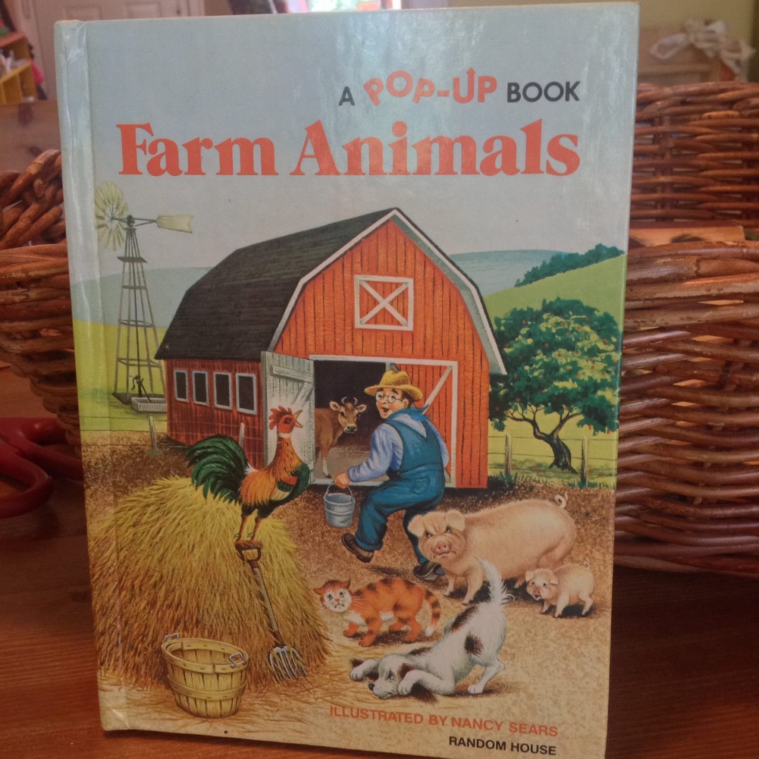 Vintage Farm Animals Pop-Up Book