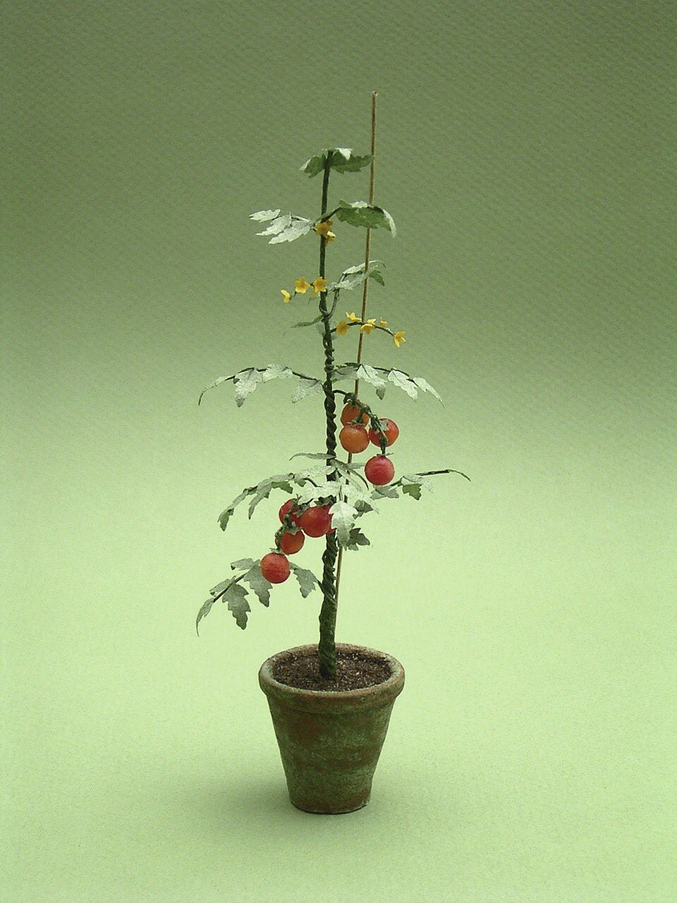 Tomato Plant Paper Vegetable Kit for 1/12th scale Dollhouses