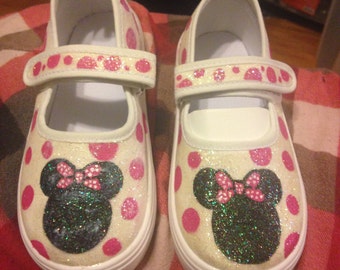 Minnie mouse shoes | Etsy