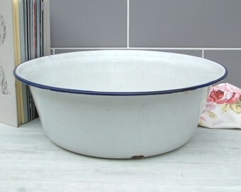 Popular items for large enamel bowl on Etsy