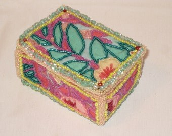 Popular items for small beaded boxes on Etsy