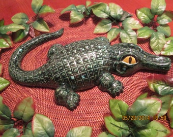 Popular items for ceramic alligator on Etsy