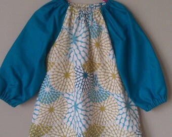Kids Long Sleeve Art Smock - Size 1-2. Lotus Flowers.