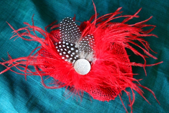 Items similar to Vintage Inspired Red Feather Fascinator Hair Clip ...