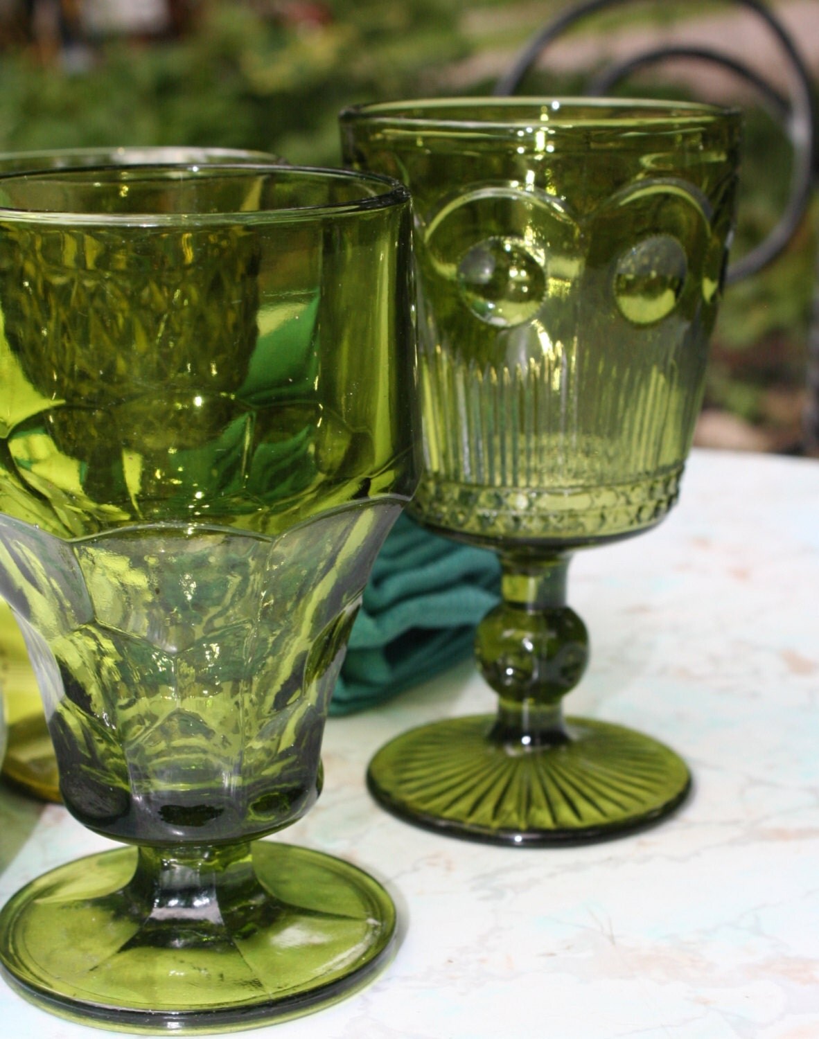 Footed Glassware, Retro Avocado Green Stemmed Goblets – Haute Juice