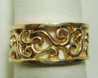 Aquarius Zodiac sign 14 Karat Gold Pendant by cedarislandartist