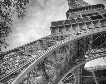 Paris Black and White bridge street lamps pont by LynnLangmade