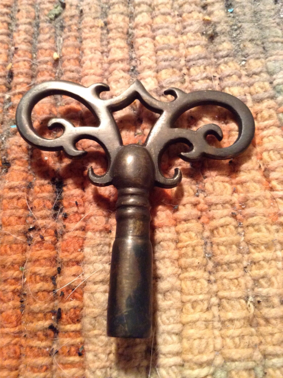 Ornate Antique Vintage Brass German Clock Key – Haute Juice