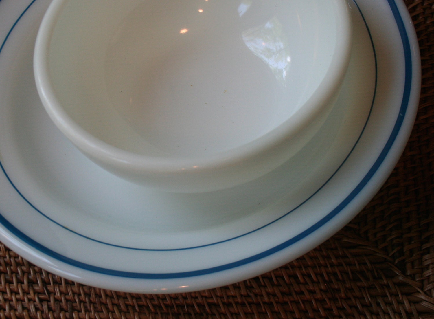 Vintage White Pyrex Cereal Bowl, 1951 – Haute Juice