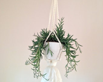 Popular items for white macrame on Etsy