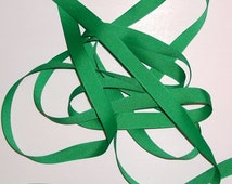 Popular items for kelly green ribbon on Etsy
