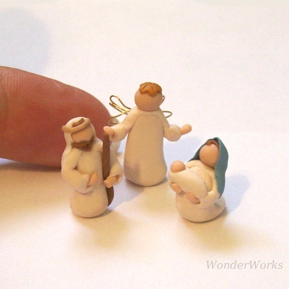 Micro Miniature Nativity Set 3 Piece 5/8 Tall Very Tiny