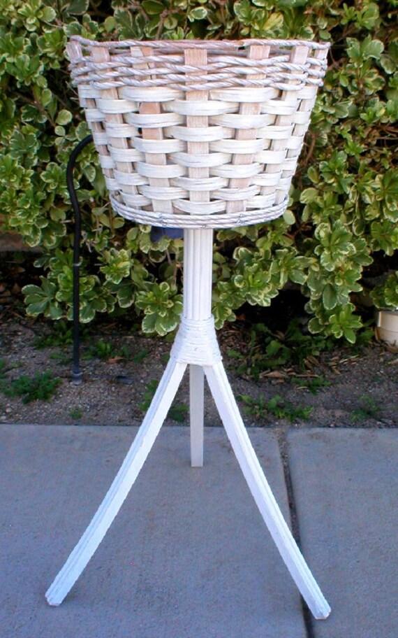 Items similar to Vintage Wicker Reed Fernery Plant Stand on Etsy