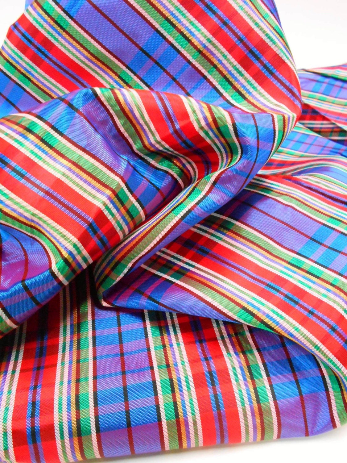 Holiday Taffeta Plaid Taffeta Fabric 1 yard Remnant Sewing