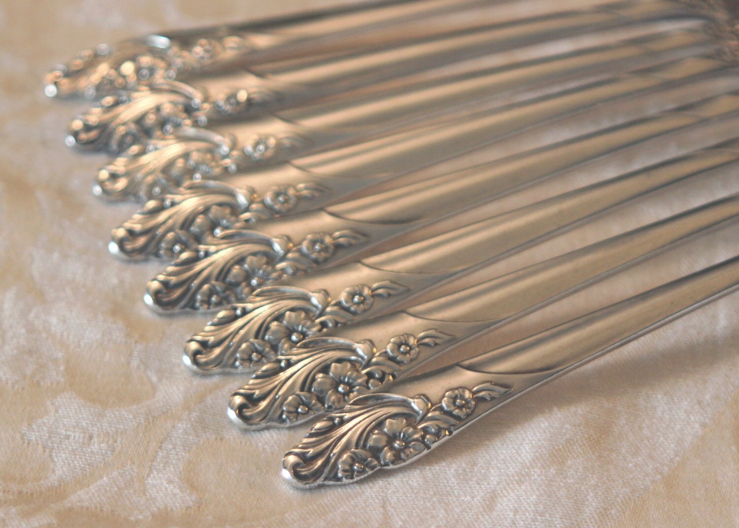 1950’s Oneida Silver Plate Flatware – Evening Star Pattern – Set of 31 ...