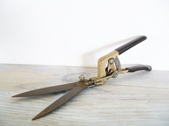 Vintage Craftsman Grass Garden Clippers