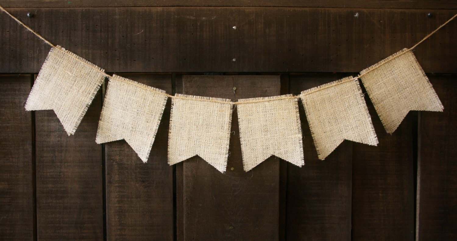 BURLAP and TWINE Banner Square Flags Bunting Garland