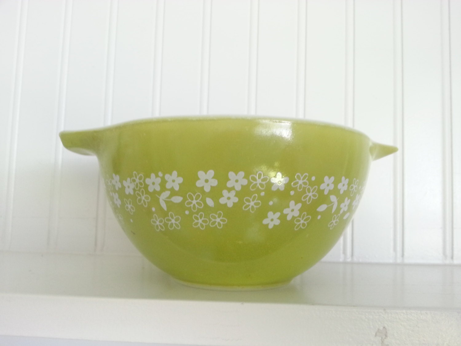 Pyrex Green Flower Small Bowl 750 ml by Britabean on Etsy