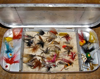 Vintage Fly Fishing Lure Fly Box / Case Plus Assortment of Old Hand ...