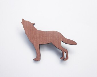 Popular items for wolf pin on Etsy
